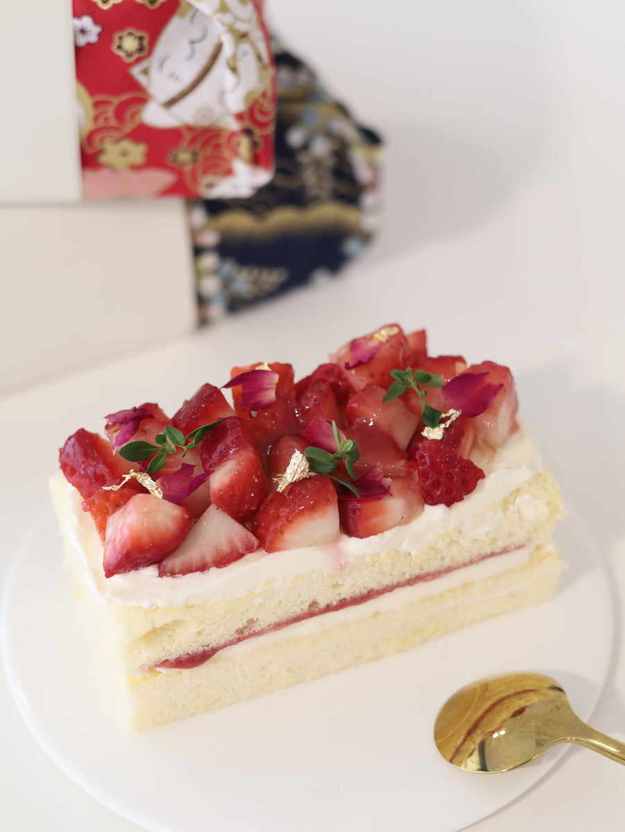 Strawberry Cream Bento | ENZE